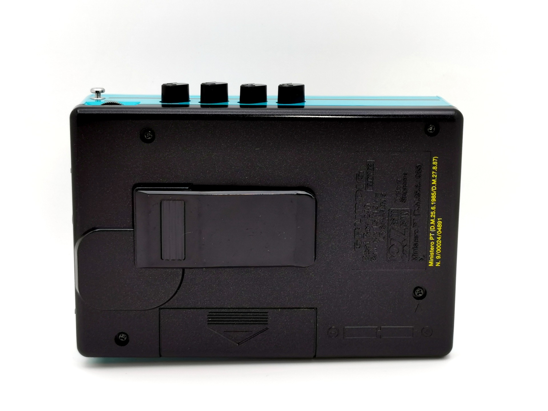 Grundig BB240 Walkman.land