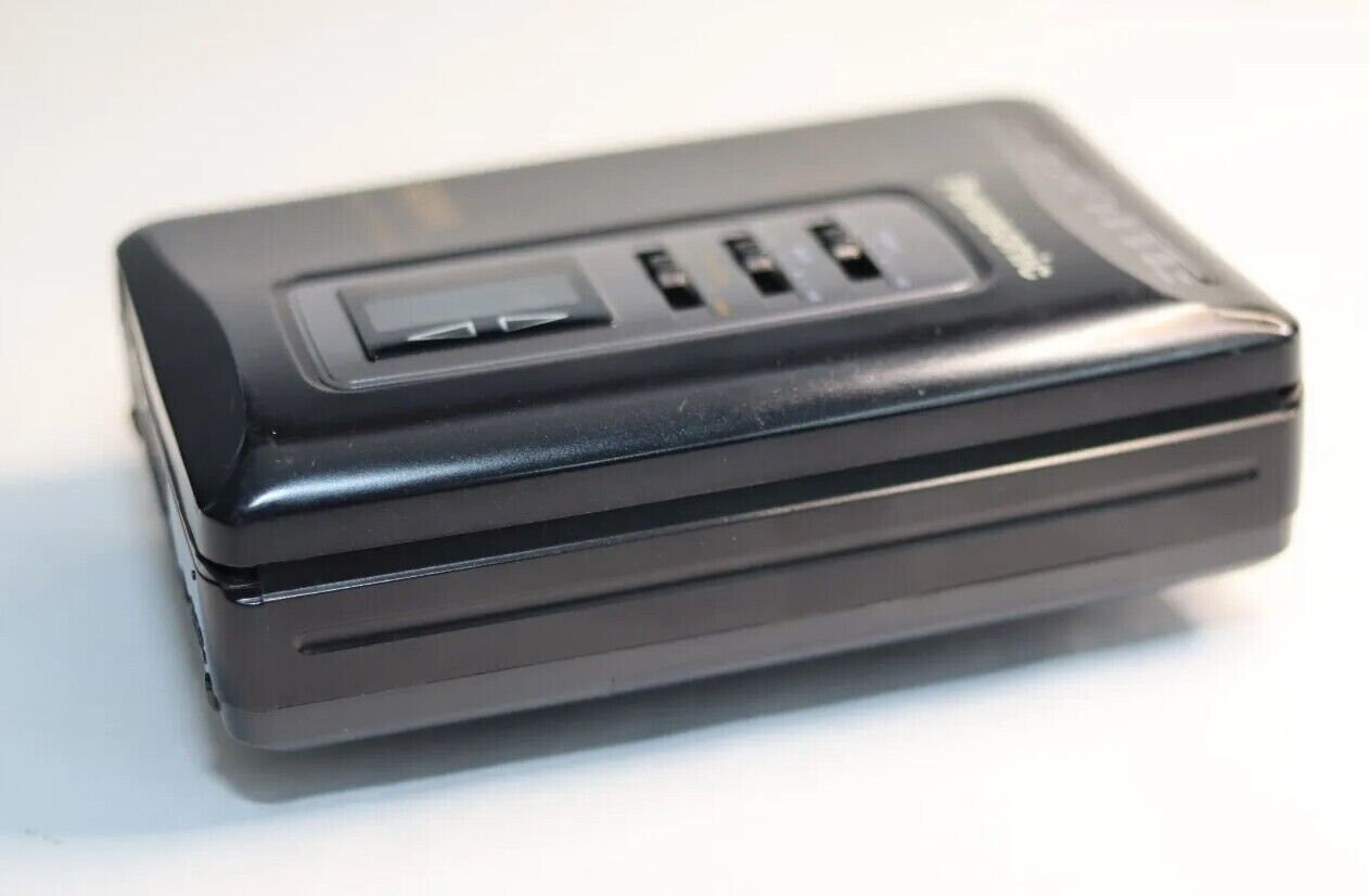 Panasonic RQ-V153 Walkman.land