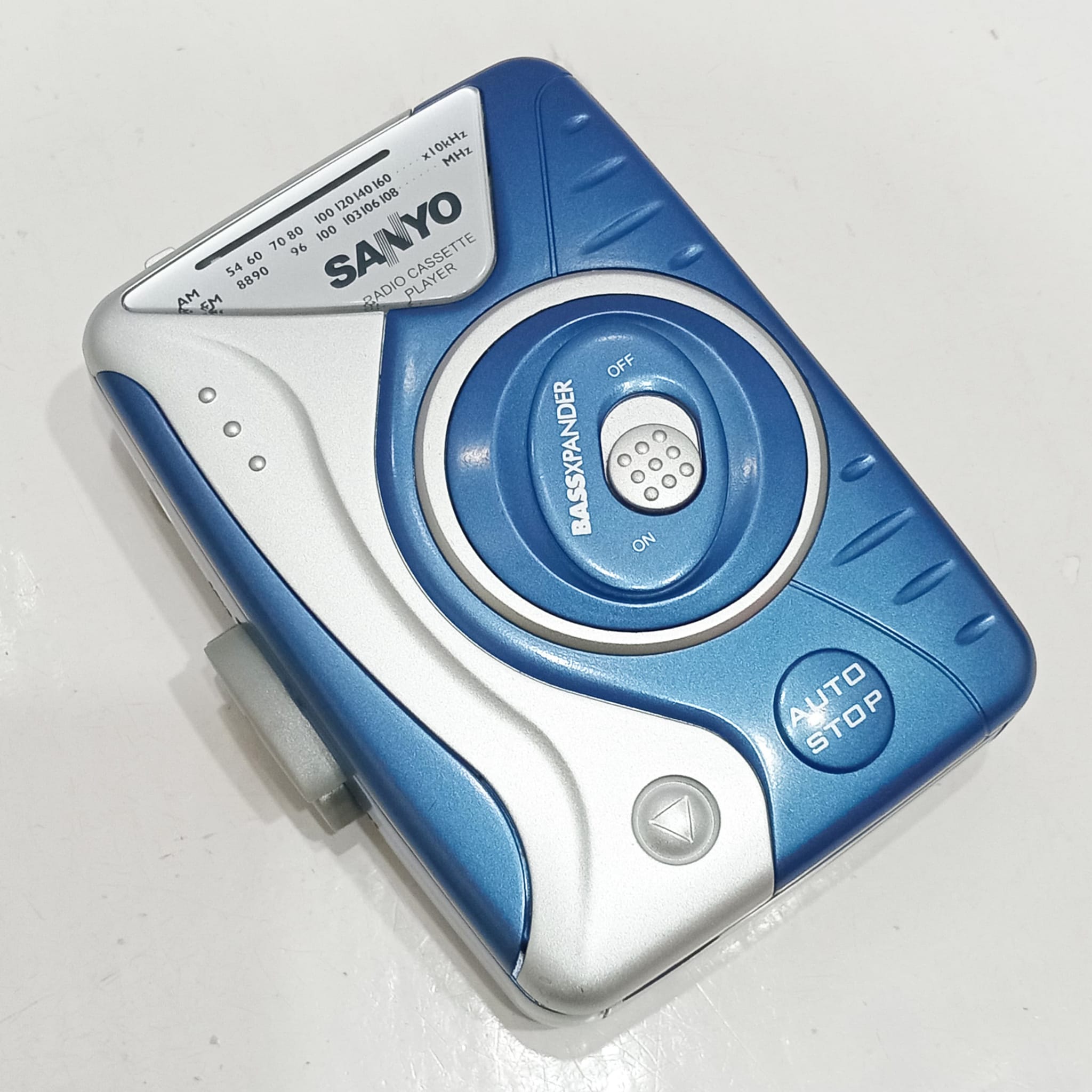 Sanyo VIP-35 Walkman.land
