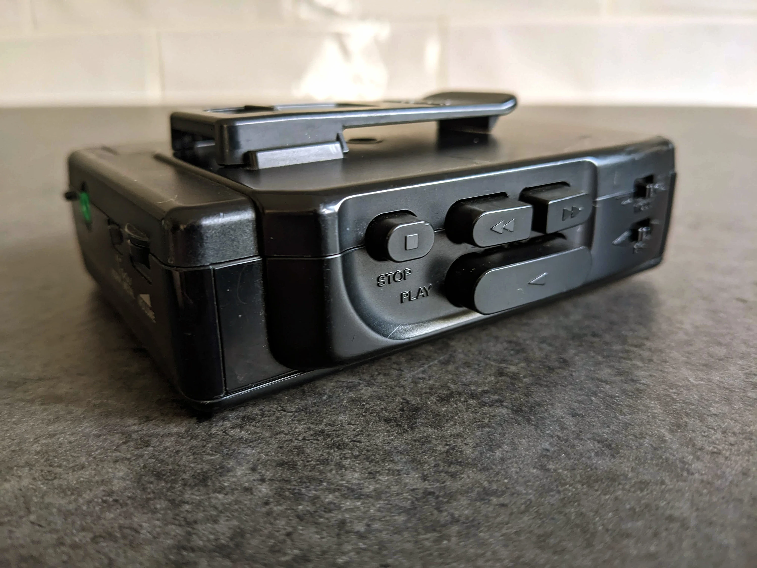 Sony WM-2051 Walkman.land