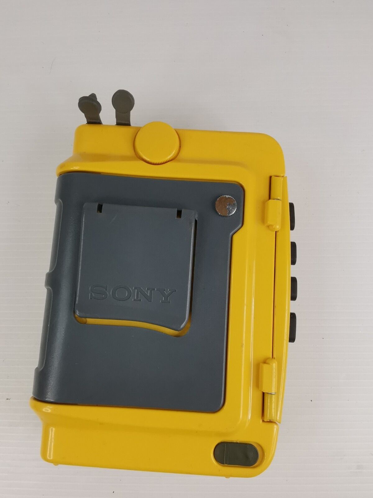 Sony WM-B52 Walkman.land