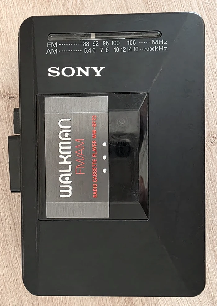 Sony WM-BF23 Color gallery Walkman.land