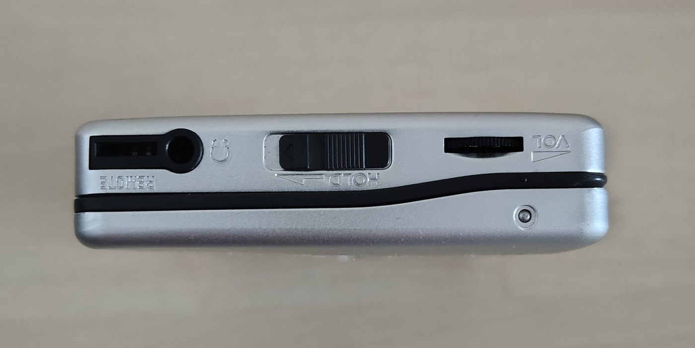 Sony WM-EX674 Walkman.land