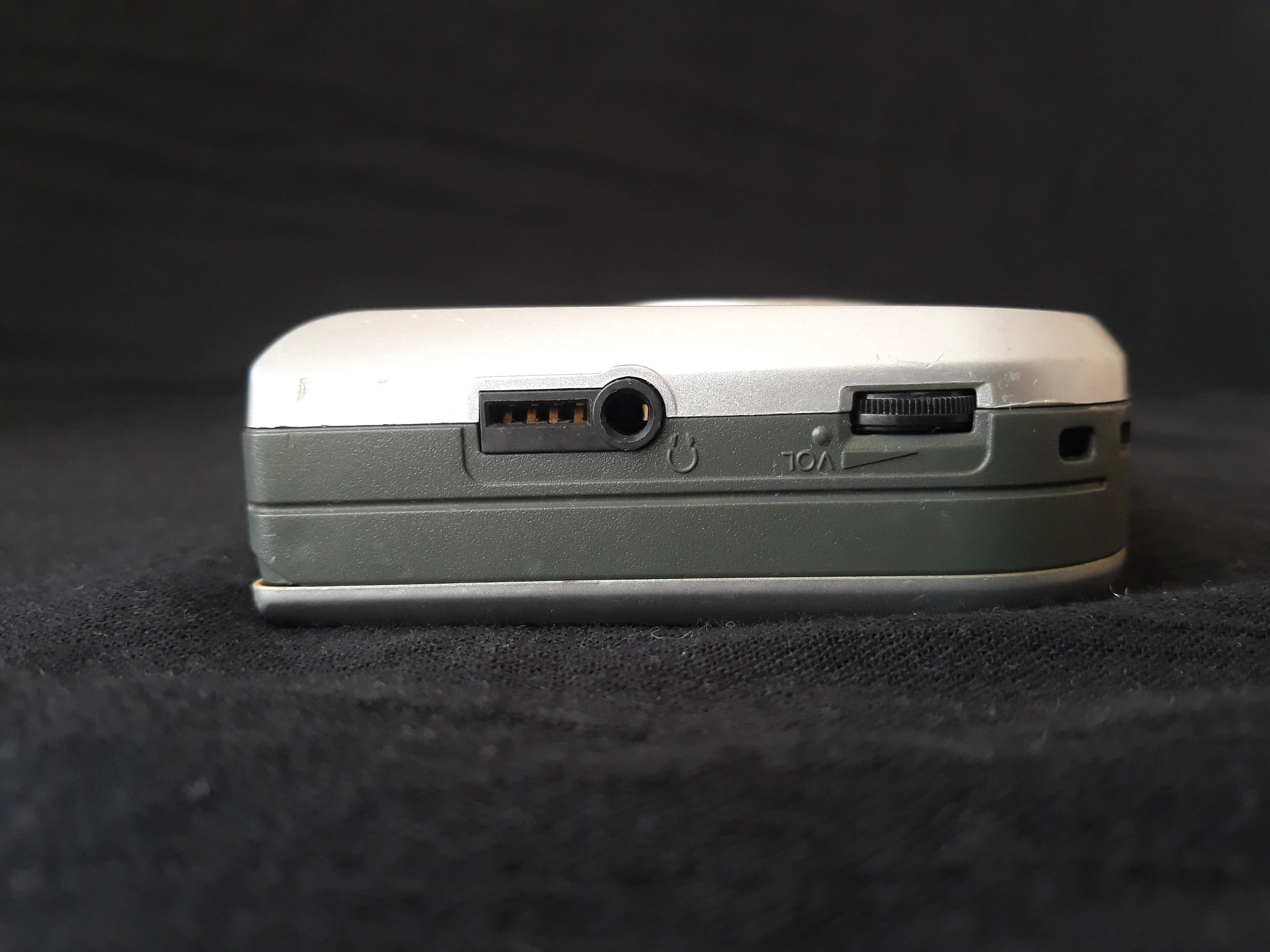 Sony WM-FX495 Walkman.land